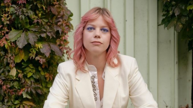 "Five Minutes With" Folk singer, Basia Bulat