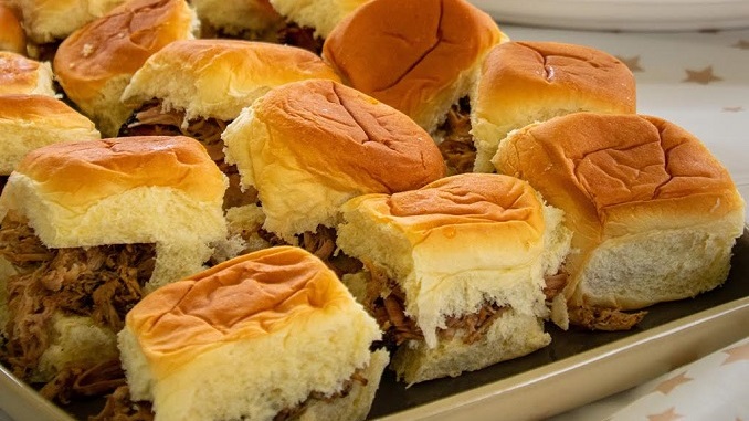 Recipe for Pulled Pork Rolls by BakeGood