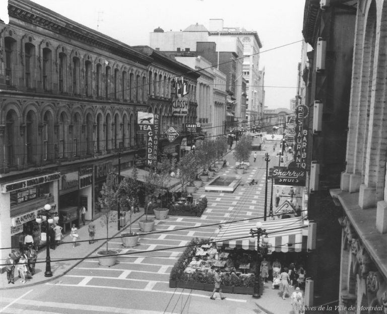 Photographies anciennes de la rue Saint Hubert (1920-1977)