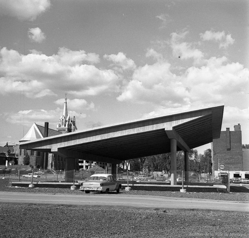 The evolution of Montreal metros in the 1960s