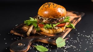 Recipe for Gourmet Burger with Mushrooms from Mazola