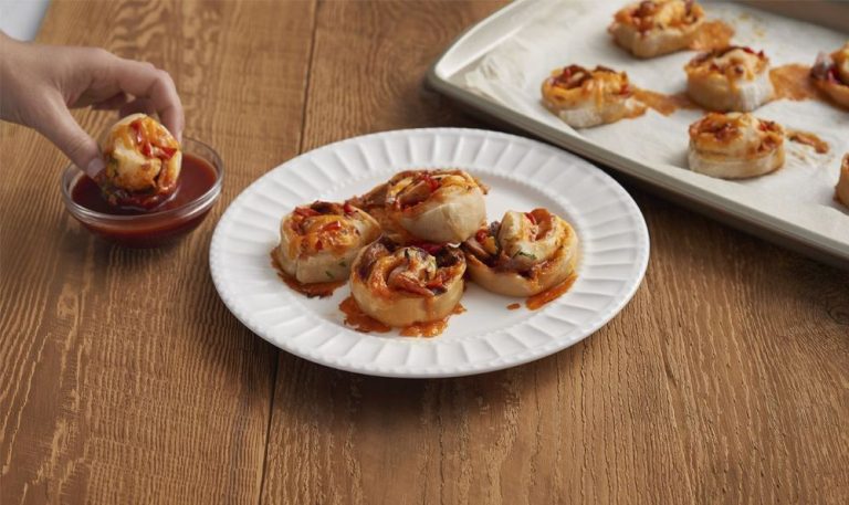 Recipe for Sausage Pizza Rolls with Barbecue Sauce